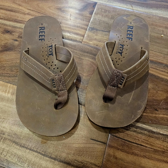 Reef | Shoes | Reef Brown Flip Flops | Poshmark